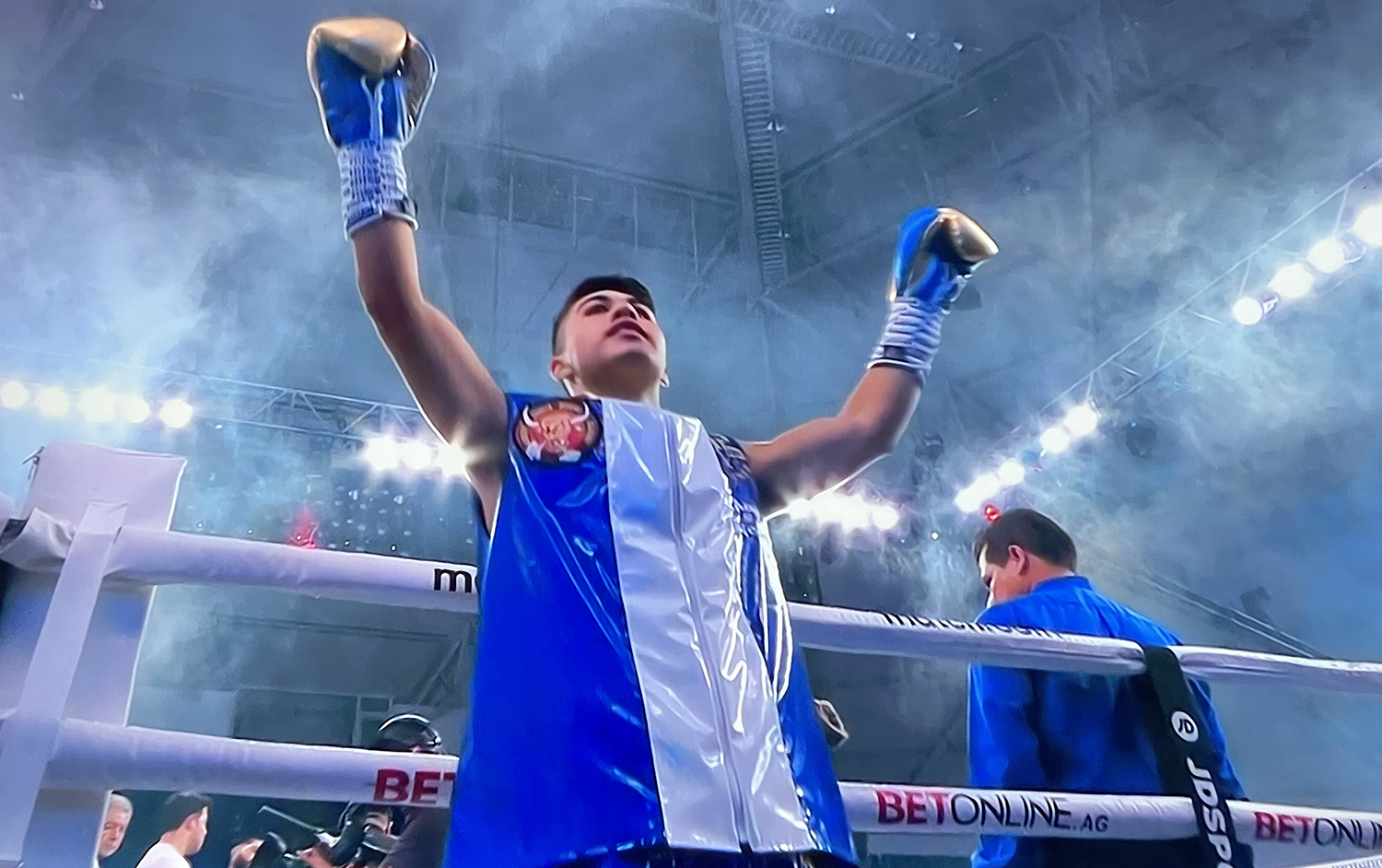 SPORTS - Martinez reflects on pro boxing debut - 830Times