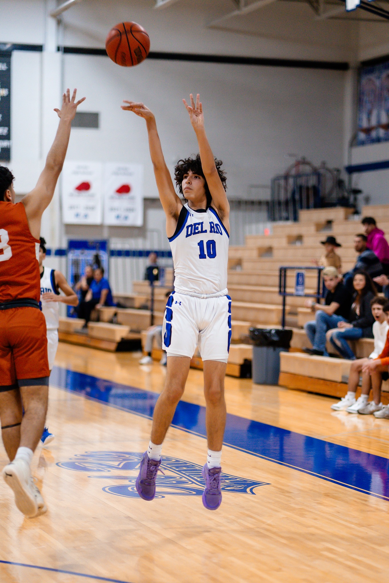 SPORTS - Ker, Dobbins lead Rams basketball all-district honorees - 830Times