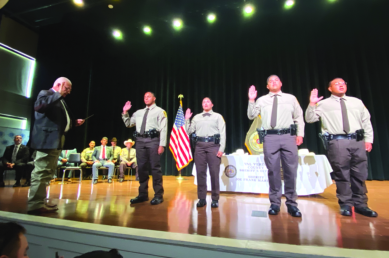 NEWS - Four graduate from sheriff’s office academy - 830Times