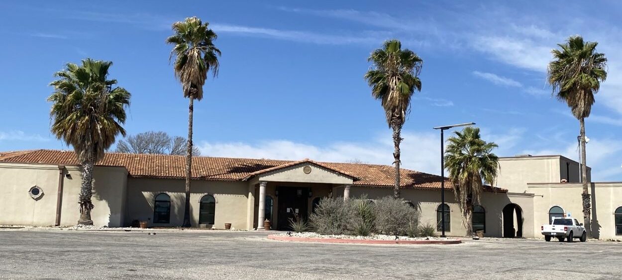NEWS - Council approves name change of city facility next to golf ...