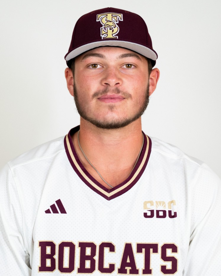 SPORTS - Del Rio's Cooper leads Bobcats to A&M Regional - 830Times